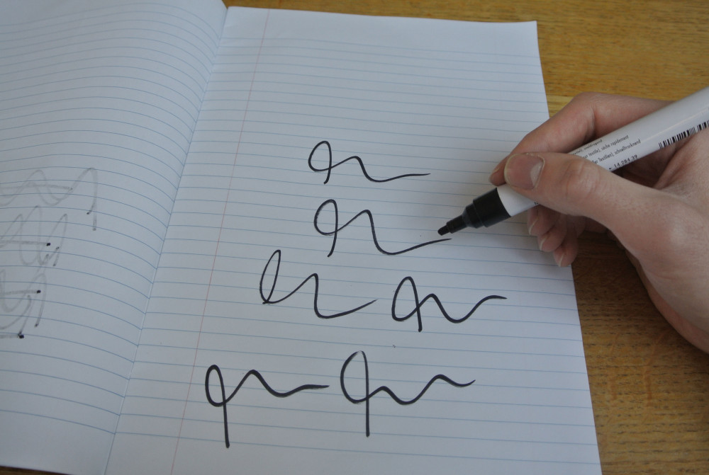 Black marker line drawing free stereo sound effect HQ 96kHz